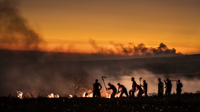 Winter Hill Fires - Latest - Smooth